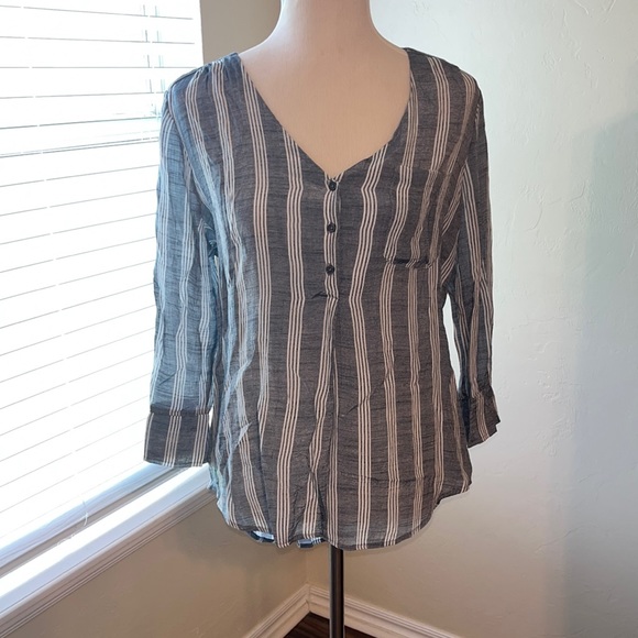 Fred David | Tops | Fred David Highlow Blouse | Poshmark